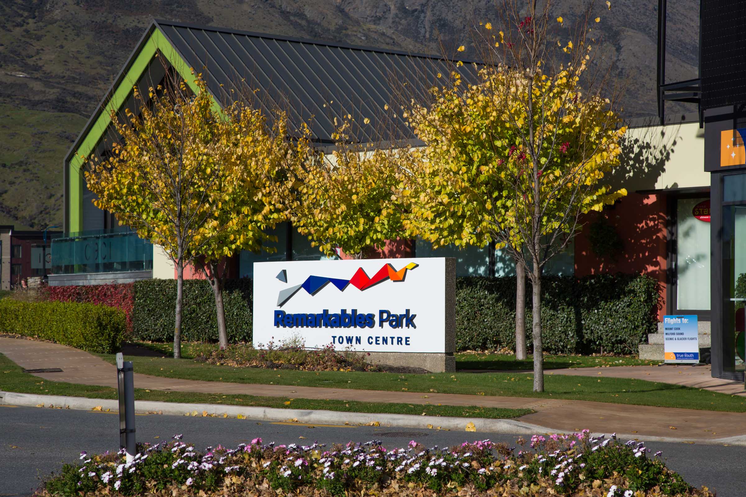 Centre Management – Remarkables Park Town Centre